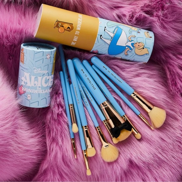 Spectrum Cosmetics | Makeup | Spectrum Cosmetics Alice In Wonderland ...